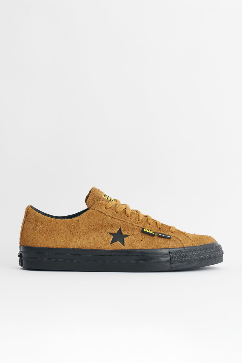 Converse – Très Bien